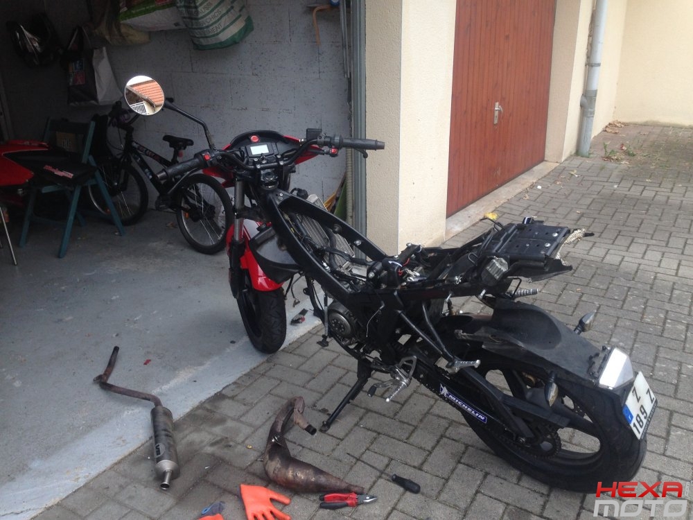 2007 Malaguti Drakon NKD 50 de epicFlayke - Hexa Moto